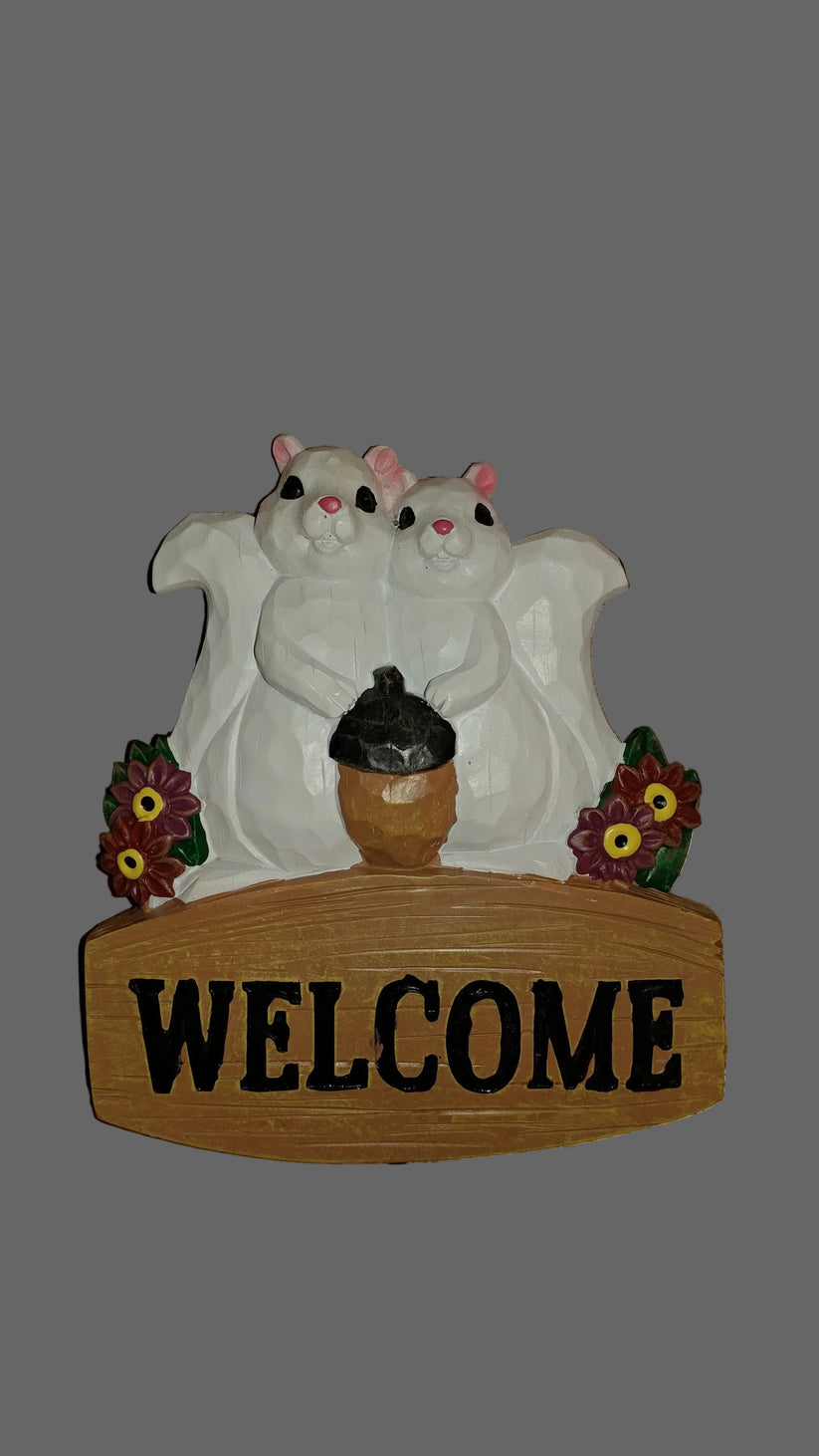 Wall Hanging - Resin - White Squirrel Welcome Plaque – White Squirrel ...